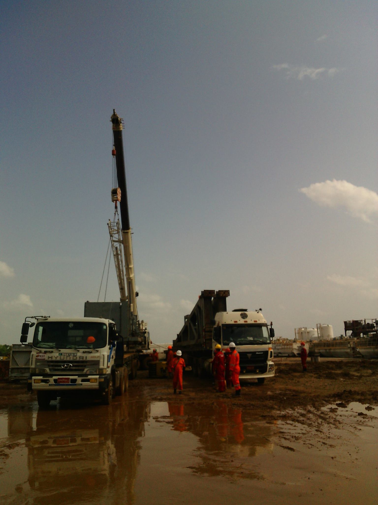 Onshore Drilling Rig Mobilization, Rig Up/Down Activities - KYAW SU THWAY