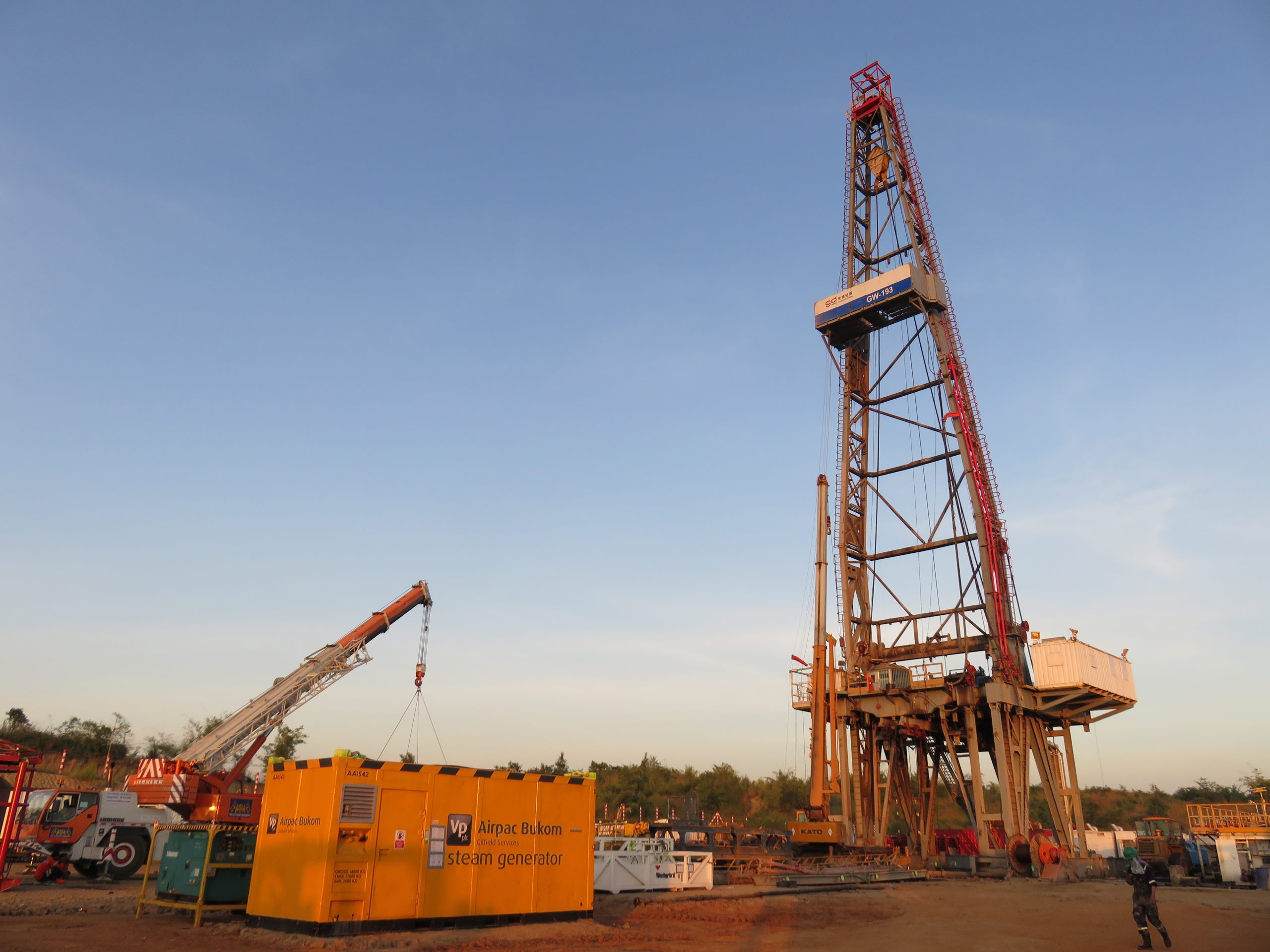 Onshore Drilling Rig Mobilization, Rig Up/Down Activities - KYAW SU THWAY