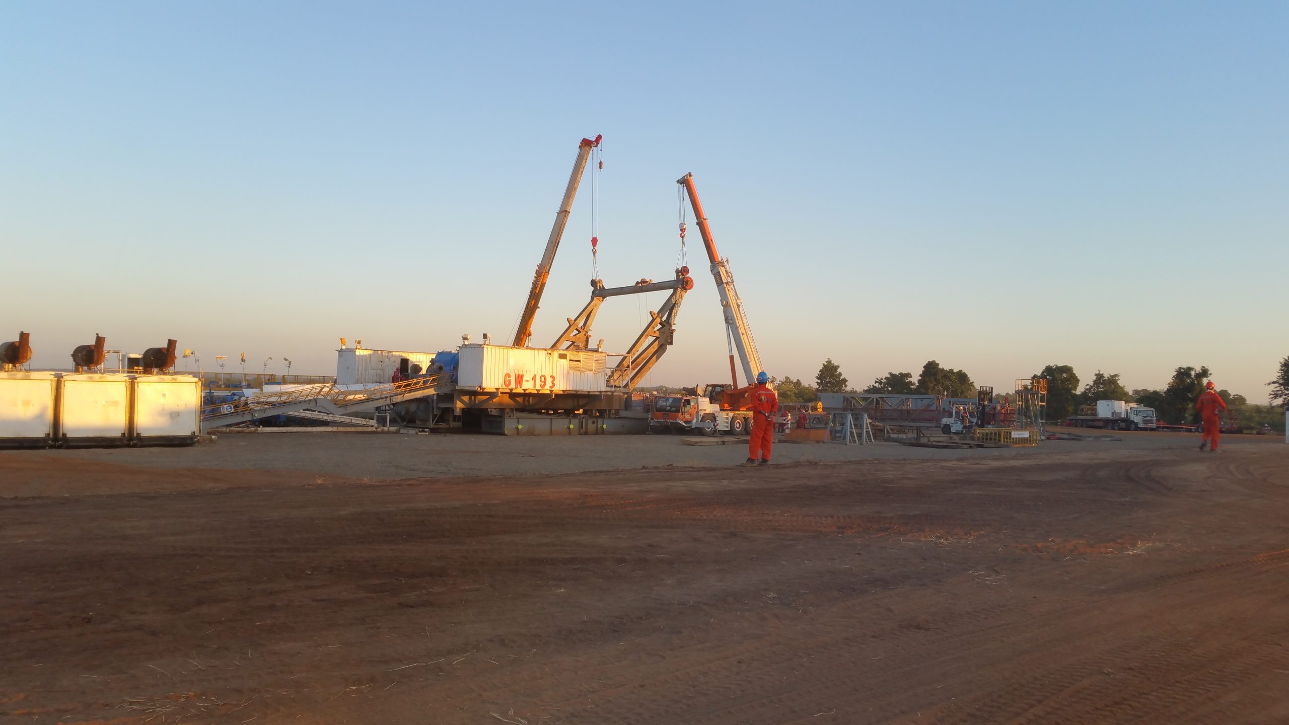 Onshore Drilling Rig Mobilization, Rig Up/Down Activities - KYAW SU THWAY